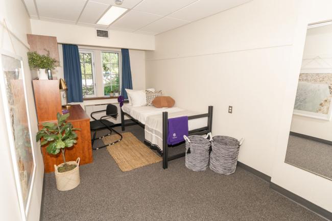 Delaware Hall | Residence